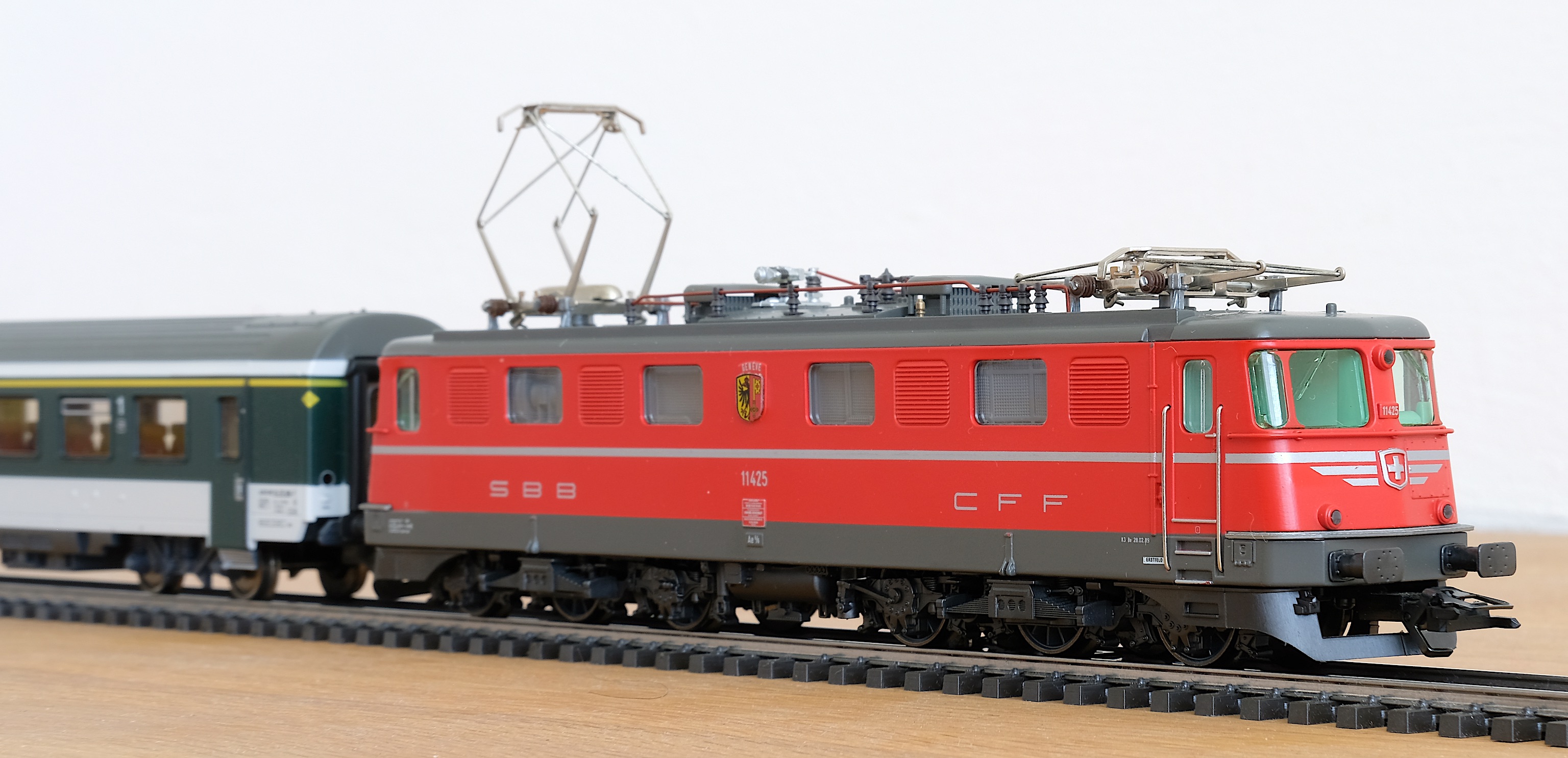 Ae_6_6__11425_Geneva_Maerklin_3336_1.jpg | Modellbahnforum.CH